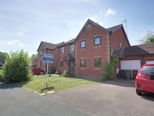 Plover Close, Chatteris PE16, 3 bed semi detached house to rent, £1,100 pcm | PrimeLocation