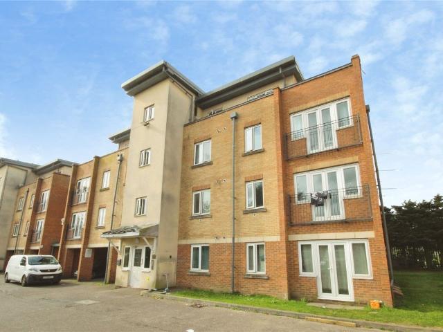 Plover House, Capstan Drive, Rainham, Essex RM13, 2 bed flat to rent, £1,500 pcm | PrimeLocation