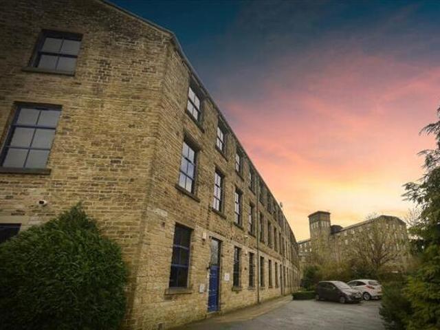 Plover Road, Lindley, 1 Bedroom Apartment
