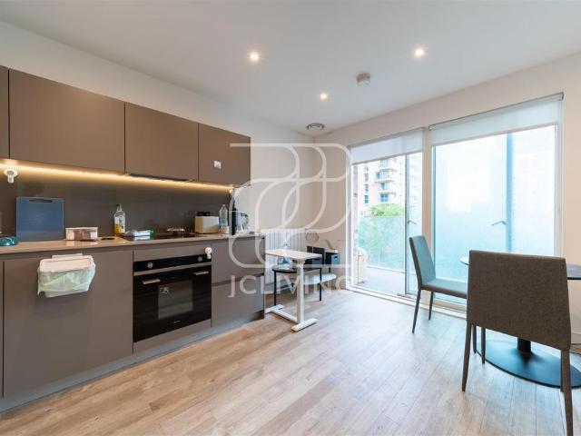 Plowden Road, London 1 bed house to rent £1,881 pcm £434 pw