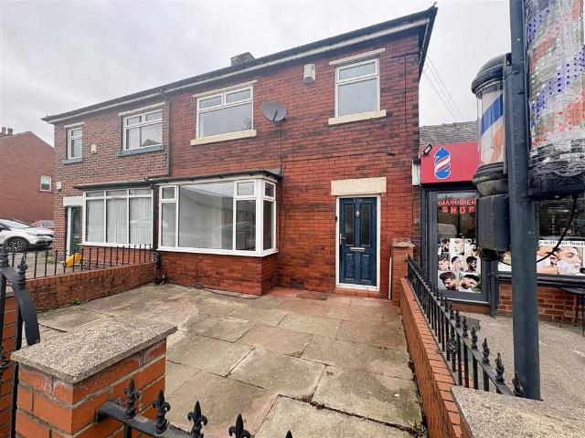 Plodder Lane Farnworth Bolton 3 bed semi detached house to rent £1,049 pcm £242 pw