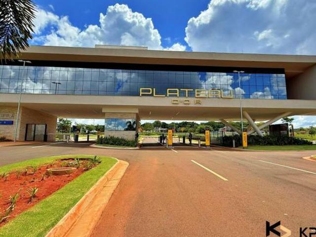 Plateau D&apos or Unique Goiânia: Terrenos à Venda de 640m² a 1128m²