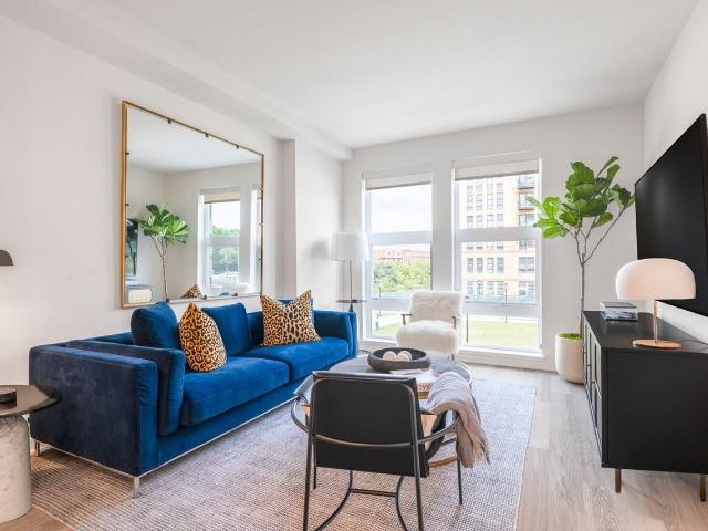 Platform 1 Bedroom Apartment for Rent at 1100 N Fayette St, Alexandria, VA 22314 Braddock Road Metro