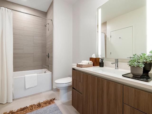 Platform 1 Bedroom Apartment for Rent at 1100 N Fayette St, Alexandria, VA 22314 Braddock Road Metro