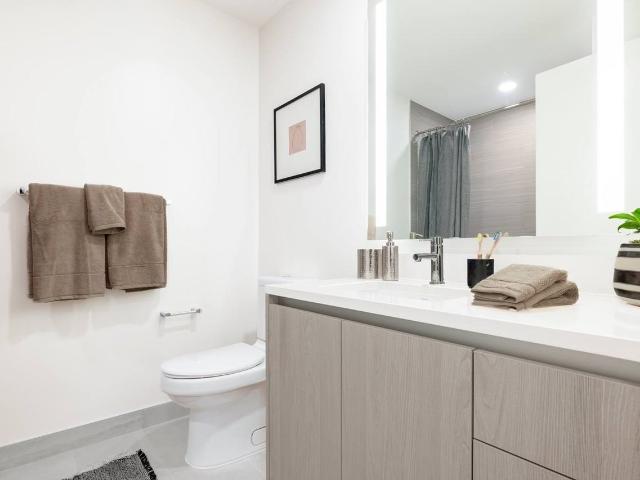 Platform 2 Bedroom Apartment for Rent at 1100 N Fayette St, Alexandria, VA 22314 Braddock Road Metro