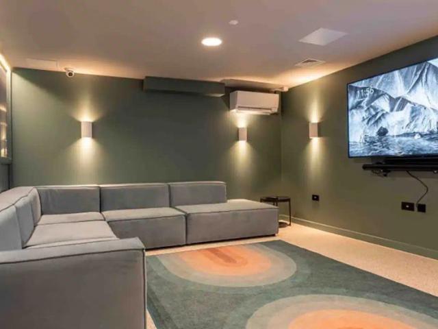 Platinum En Suite