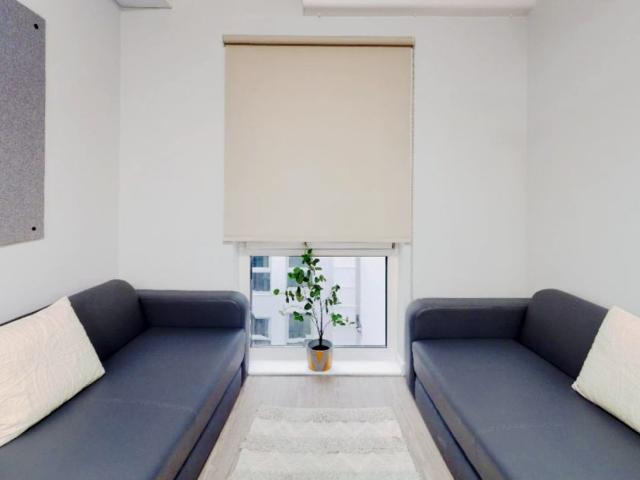 Platinum En Suite