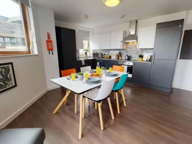 Platinum En Suite