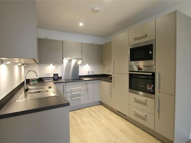 Platinum Riverside, 17 Bessemer. 2 bed apartment to rent £2,400 pcm £554 pw