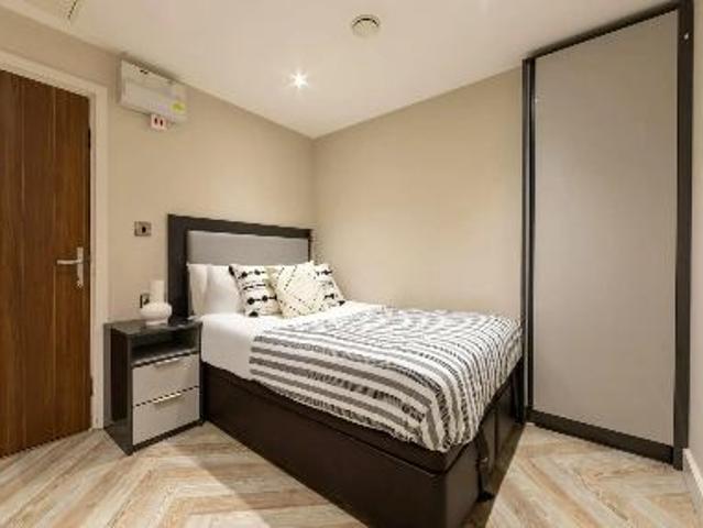 Platinum Studio |Student Accomodation| Princess St