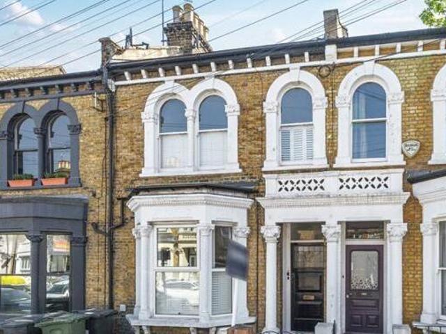 Plato Road, Brixton, 3 Bedroom Flat