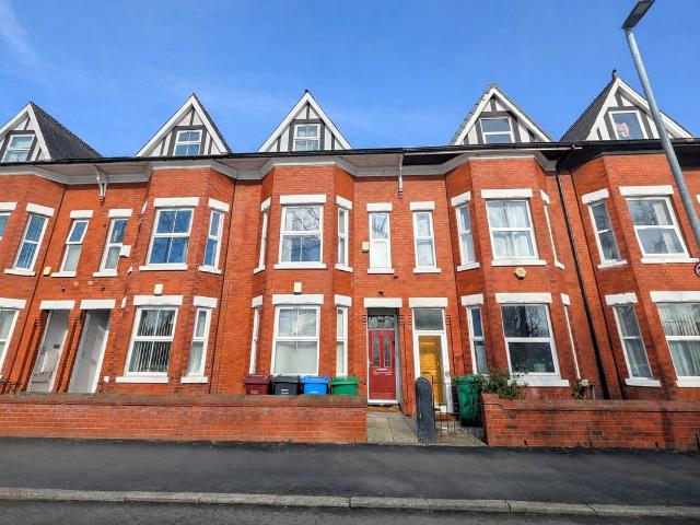 Platt Lane 1, Fallowfield, Manchester M14, 2 bed flat to rent, £1,200 pcm | PrimeLocation