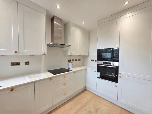 Platts Lane, Hampseatd NW3, 3 bed flat to rent, £3,550 pcm | PrimeLocation