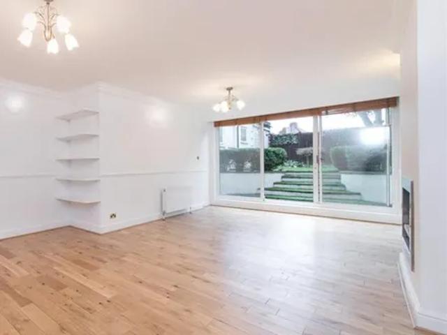 Platt's Lane, London, NW3 7NN, United Kingdom | 3 bed apartment for rent #122908603 | Rentberry