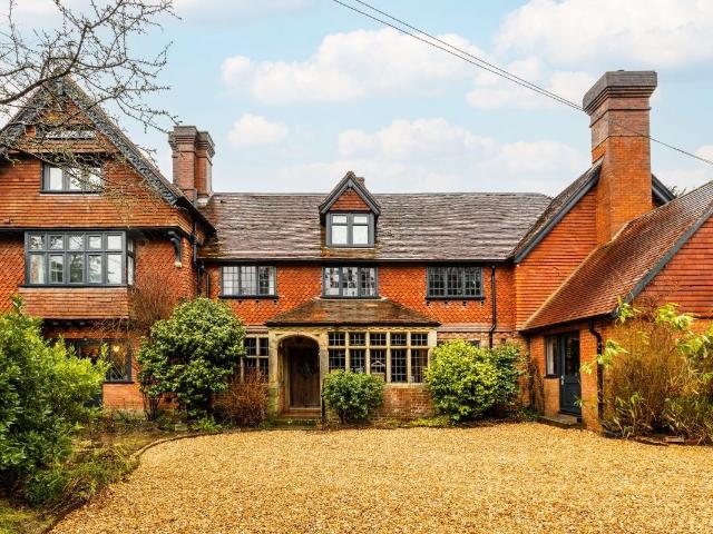Plawhatch Lane, Sharpthorne, East Grinstead RH19, 7 bed semi detached house to rent, £5,995 pcm | PrimeLocation