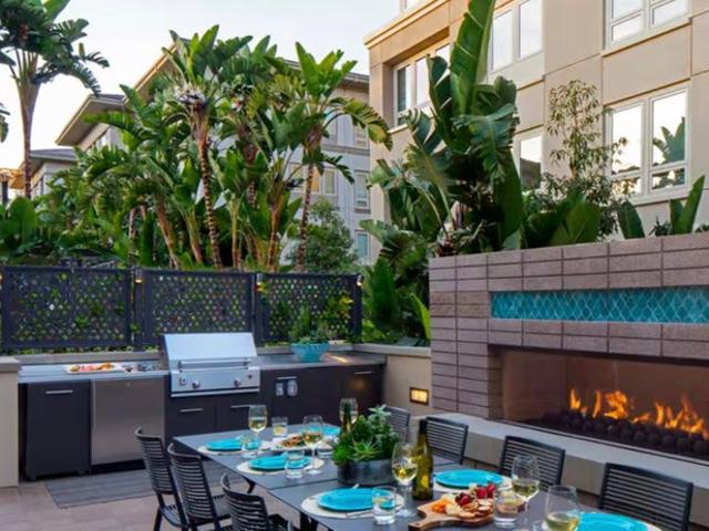 Playa Vista 1BR + $1,000 Credit