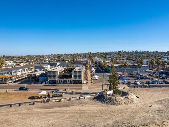 Playa Apartments 1 Bedroom Apartment for Rent at 5041 Santa Monica Ave, San Diego, CA 92107 Ocean Beach