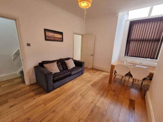 Playfair Street M14, 4 bed terraced house to rent, £1,950 pcm | PrimeLocation