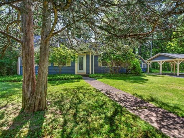 Playhouse Ln, Woodstock, Home For Sale
