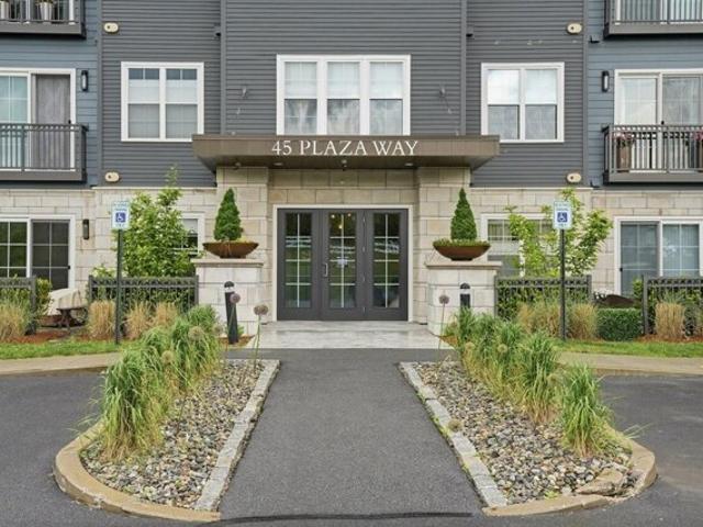Plaza Way Unit,plymouth, Condo For Sale