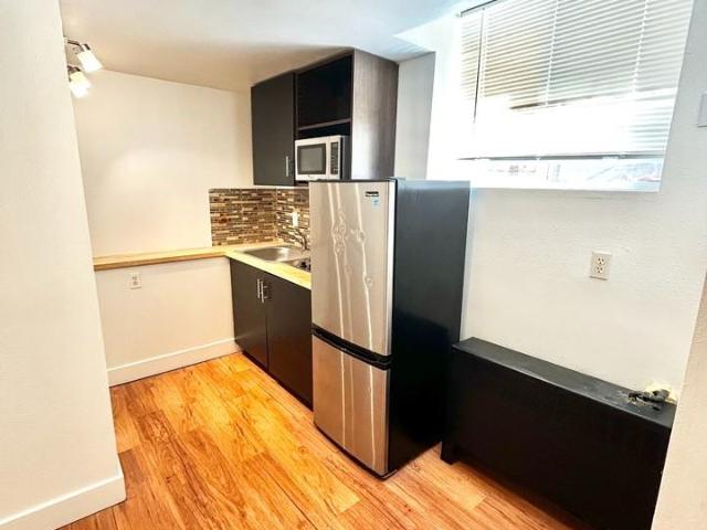 Plaza West 1 Bedroom Apartment for Rent at 2535 2535 2545 E Asbury Ave, Denver, CO 80210 University