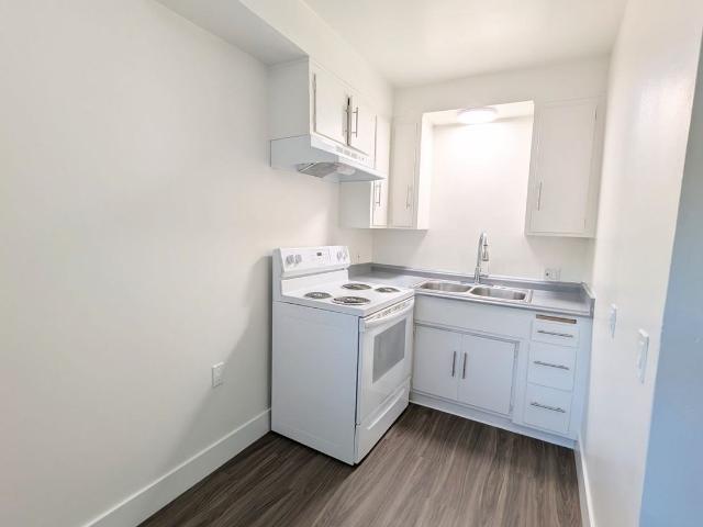 Plaza Apartments Studio Apartment for Rent at 10334 Santa Gertrudes Ave, Whittier, CA 90603