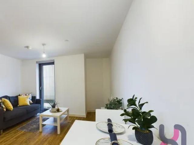 Plaza Boulevard, Baltic Triangle, Liverpool, L8 5RB, United Kingdom | 1 bed apartment for rent #118044739 | Rentberry