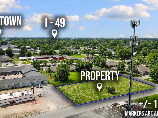 Plaza Place & Whitaker Street