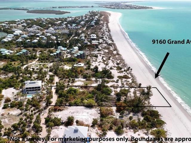 9160 Grand Ave, Placida, FL 33946