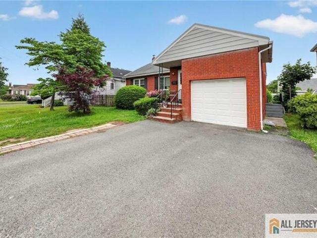 Plainfield Ave, Edison, Home For Sale