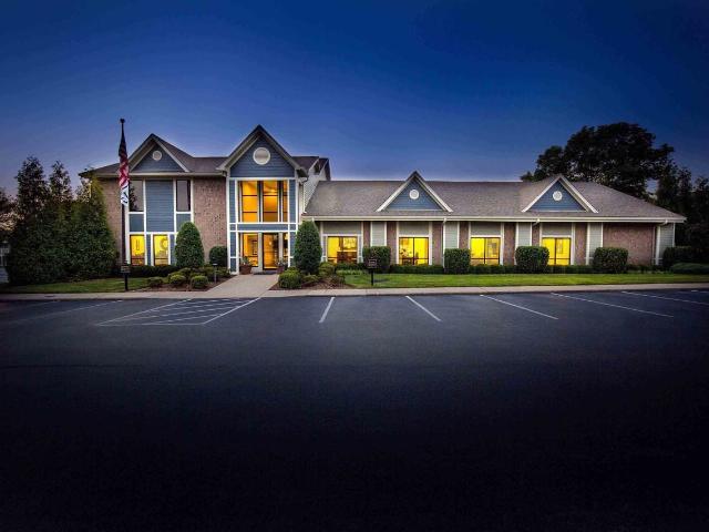 Plainview Apartments 1 Bedroom Apartment for Rent at 1000 Stone Spring Way, Louisville, KY 40223