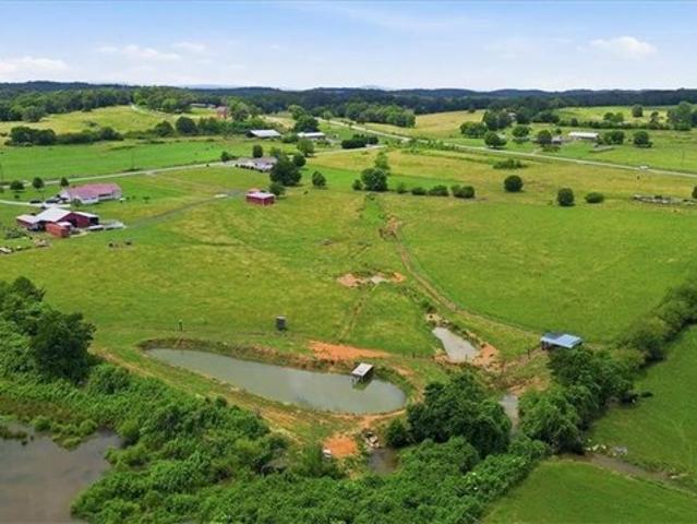 Plainview Rd SE, Adairsville, GA 30103