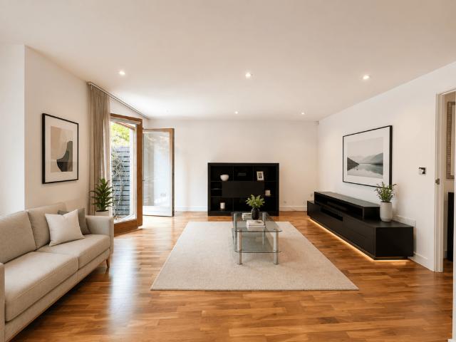 Plaistow Lane BR1 2 bed flat to rent £2,300 pcm £531 pw