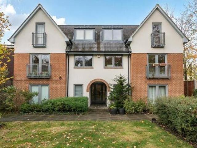 Plaistow Lane, Bromley, 2 Bedroom Apartment