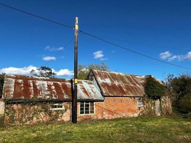 Plaitford, Flowers Lane, Romsey, Village House For