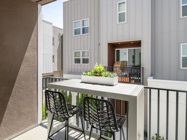 Plan 6 Island View at Alameda Marina Community