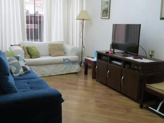 Planalto Paulista 252 m², Sobrado 3 Dormitórios, 4 Vagas em Local Tranquilo
