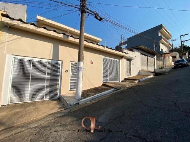 PLANALTO PAULISTA CASA EM RUA PEQUENA E TRANQUIL