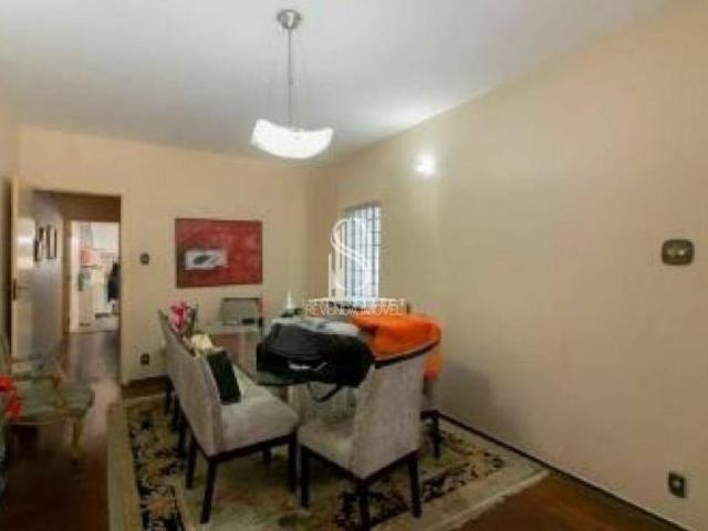 Planalto Paulista Casa Térrea com 320m² 3 dormitórios, 1 suíte e 2 vagas de garagem