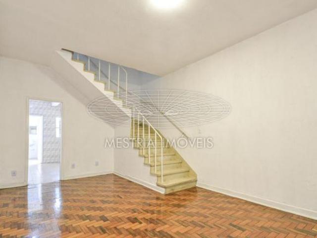 Planalto Paulista | Excelente casa e bem localizada !