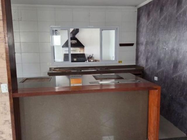 Casa Em Condomínio