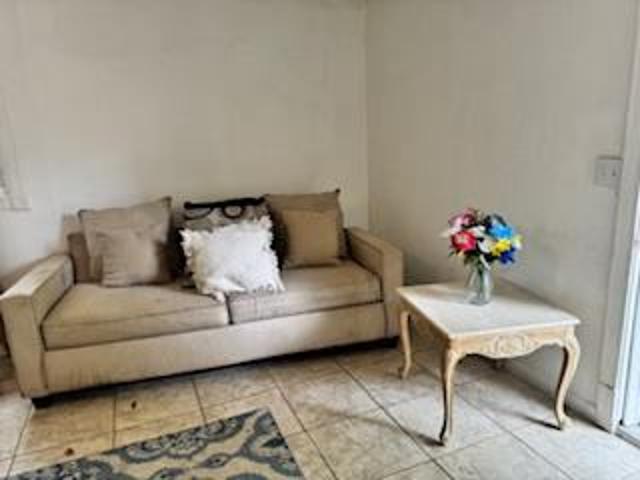 Plant City Additional Housing Unit ADU. Comfy &
