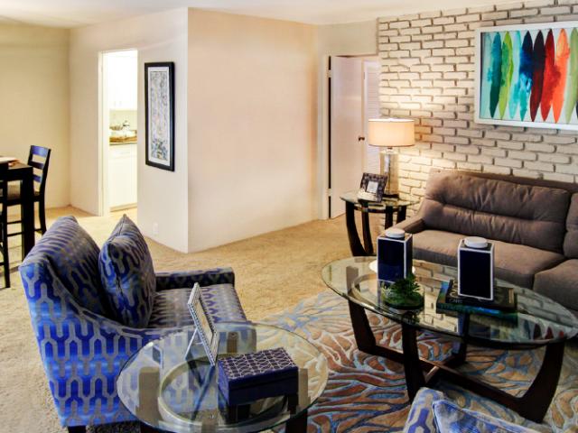 Plantation Apartments 2 Bedroom Apartment for Rent at 2425 Sage Rd, Houston, TX 77056 Great Uptown