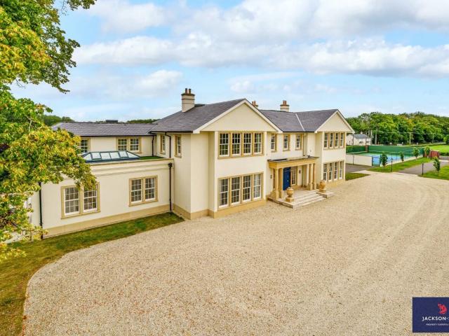 Plantation House, Plantation Stud, Snailwell, Newmarket, CB8