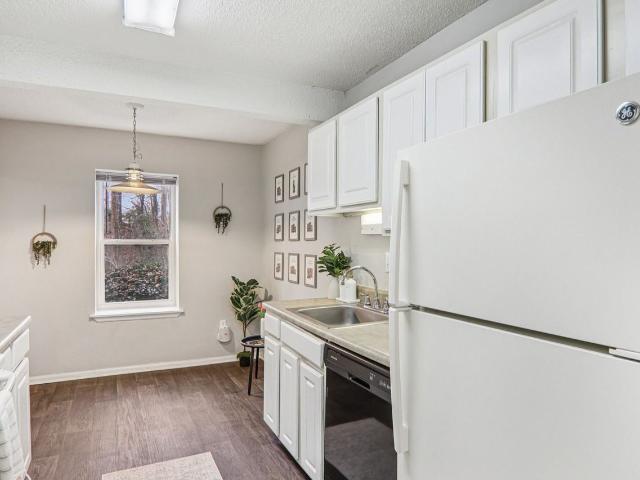 Plantations at Haywood 1 Bedroom Apartment for Rent at 135 Haywood Crossing Rd, Greenville, SC 29607