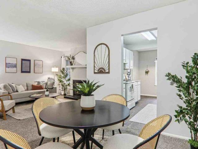 Plantations at Haywood 2 Bedroom Apartment for Rent at 135 Haywood Crossing Rd, Greenville, SC 29607