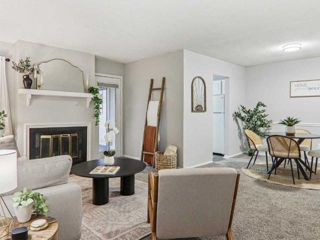 Plantations at Haywood 2 Bedroom Apartment for Rent at 135 Haywood Crossing Rd, Greenville, SC 29607
