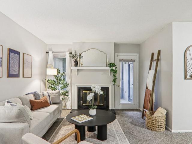 Plantations at Haywood 2 Bedroom Apartment for Rent at 135 Haywood Crossing Rd, Greenville, SC 29607
