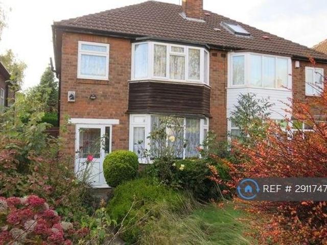Plants Brook Road, Sutton Coldfield, B76 3 bed semi detached house to rent £1,525 pcm £352 pw