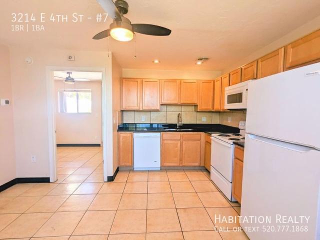 Pleasant 1Bd/1Ba w/ an enclosed yard in Miramonte, University Area!
